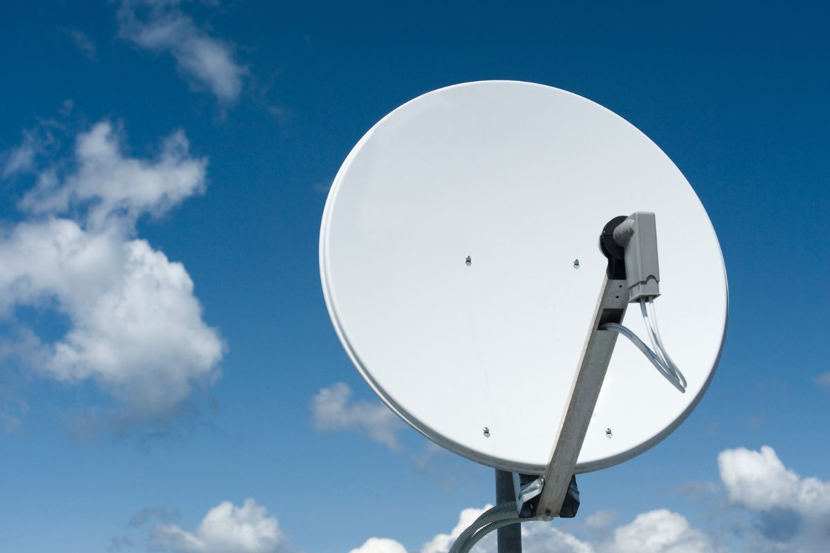 Nuneaton Aerials - TV Aerials, Satellite Dishes & TV Mounting